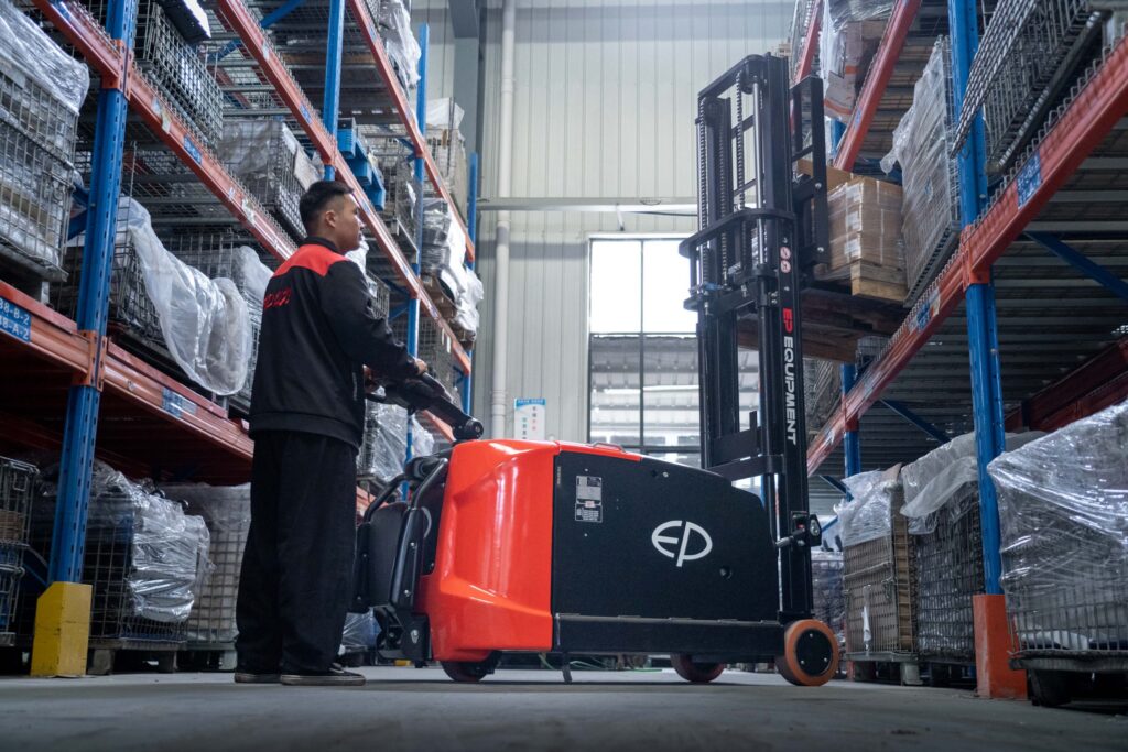 Xe Nâng điện Stacker RSC152 Nhập Khẩu EP - Pantek